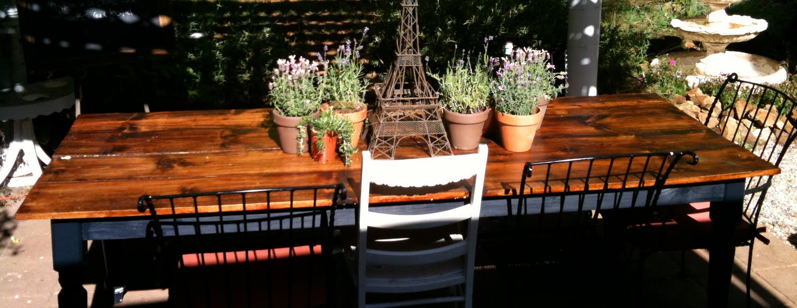 FRENCH FARMHOUSE TABLE - French Country Cottage
