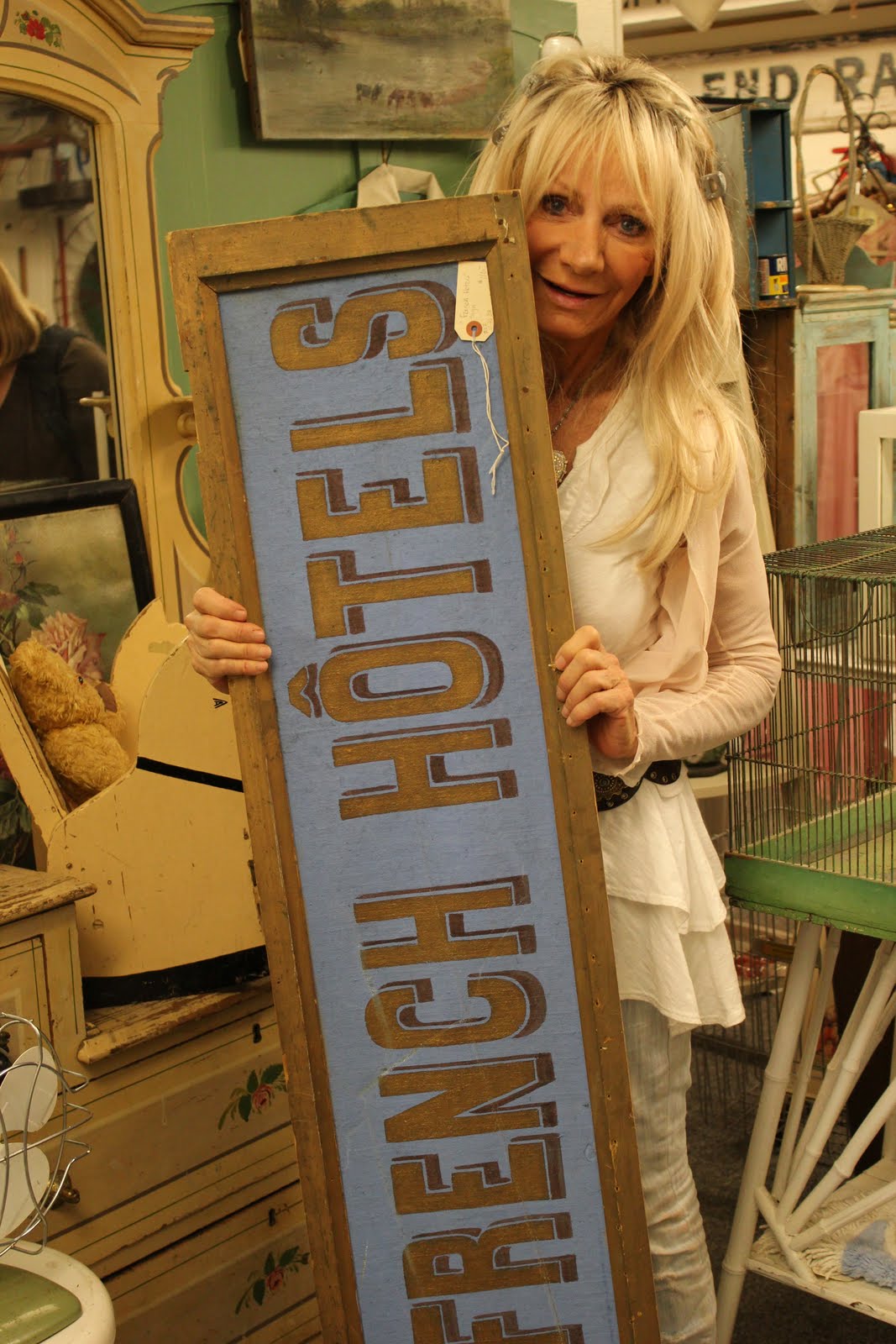 THE FABULOUS FIFI & A FABULOUS GIVEAWAY! - French Country Cottage