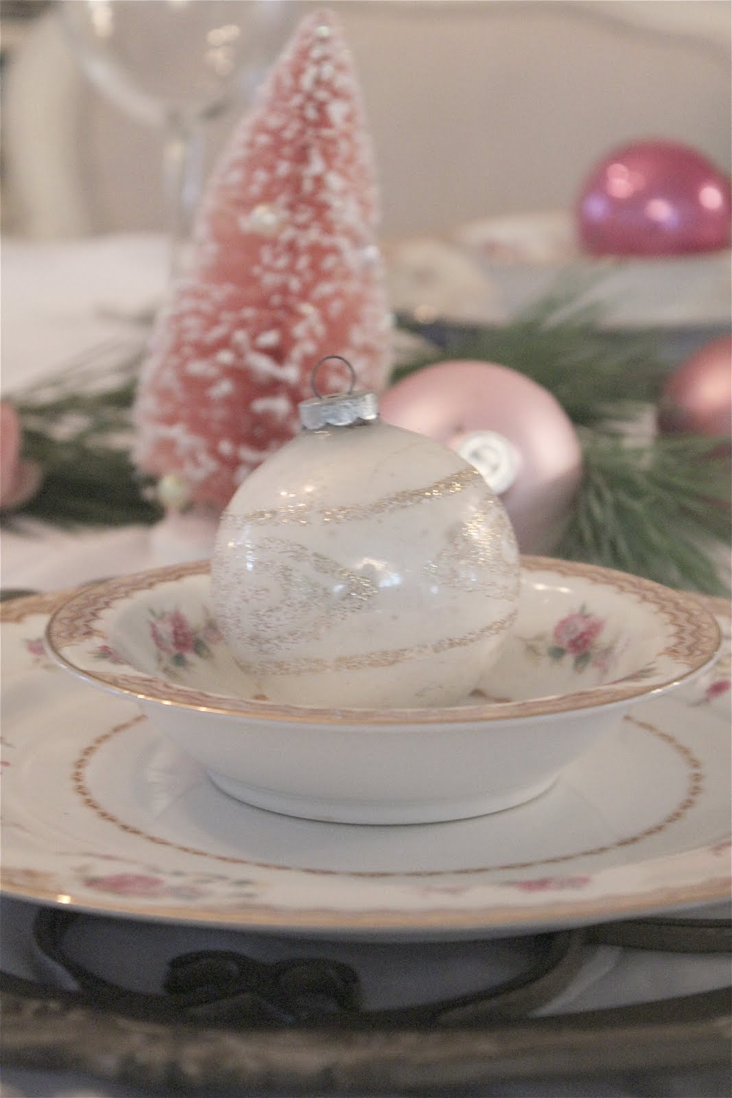 HOLIDAY BLOCK PARTY & GIVEAWAY! - French Country Cottage