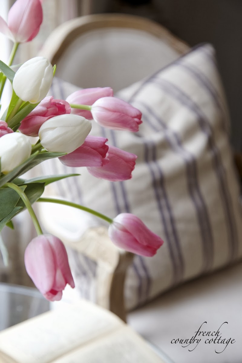 A perfect vase - French Country Cottage