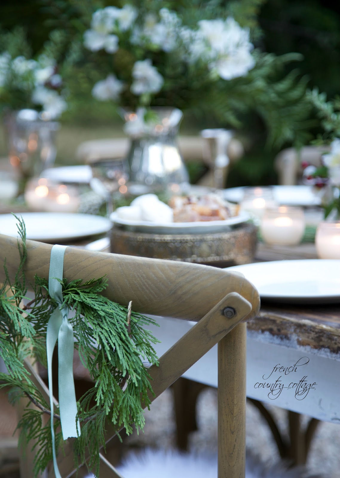 Outdoor Christmas table ~ 5 styling tips - French Country Cottage