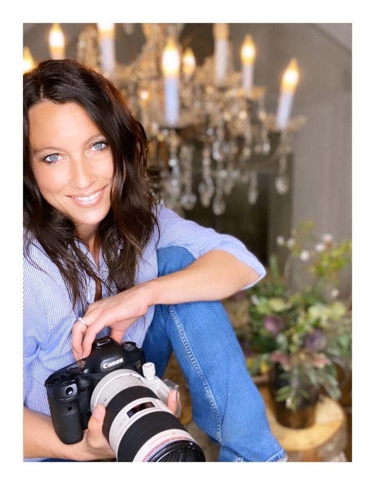 ABOUT ME - French Country Cottage