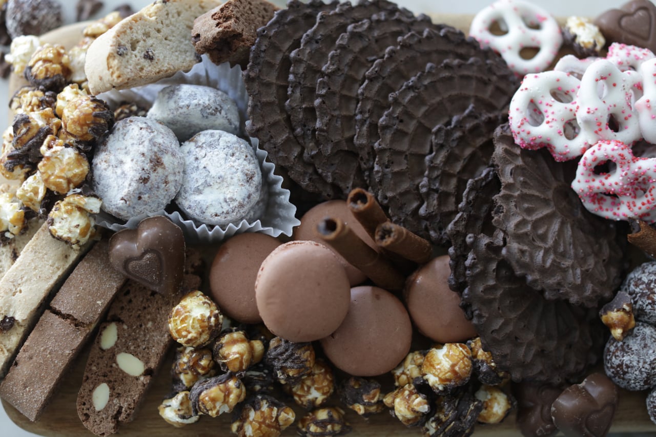 Simple & Sweet Gift Basket Ideas For Everyone - French Country Cottage