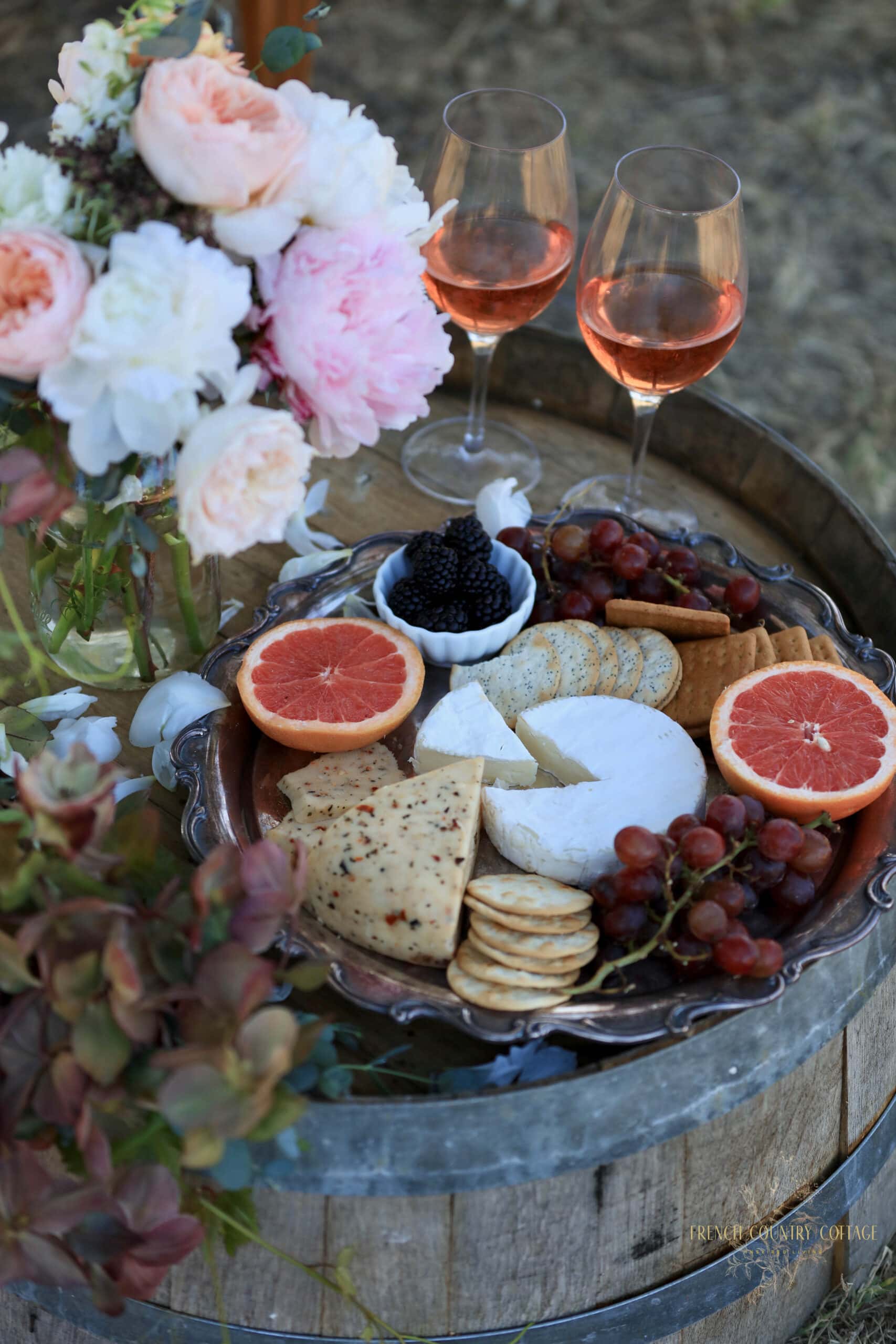 7 Simple Ideas for a beautiful date night - French Country Cottage