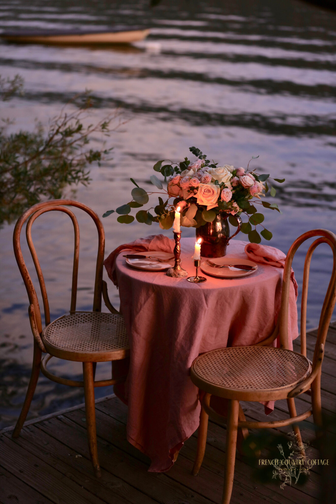7 Simple Ideas for a beautiful date night - French Country Cottage
