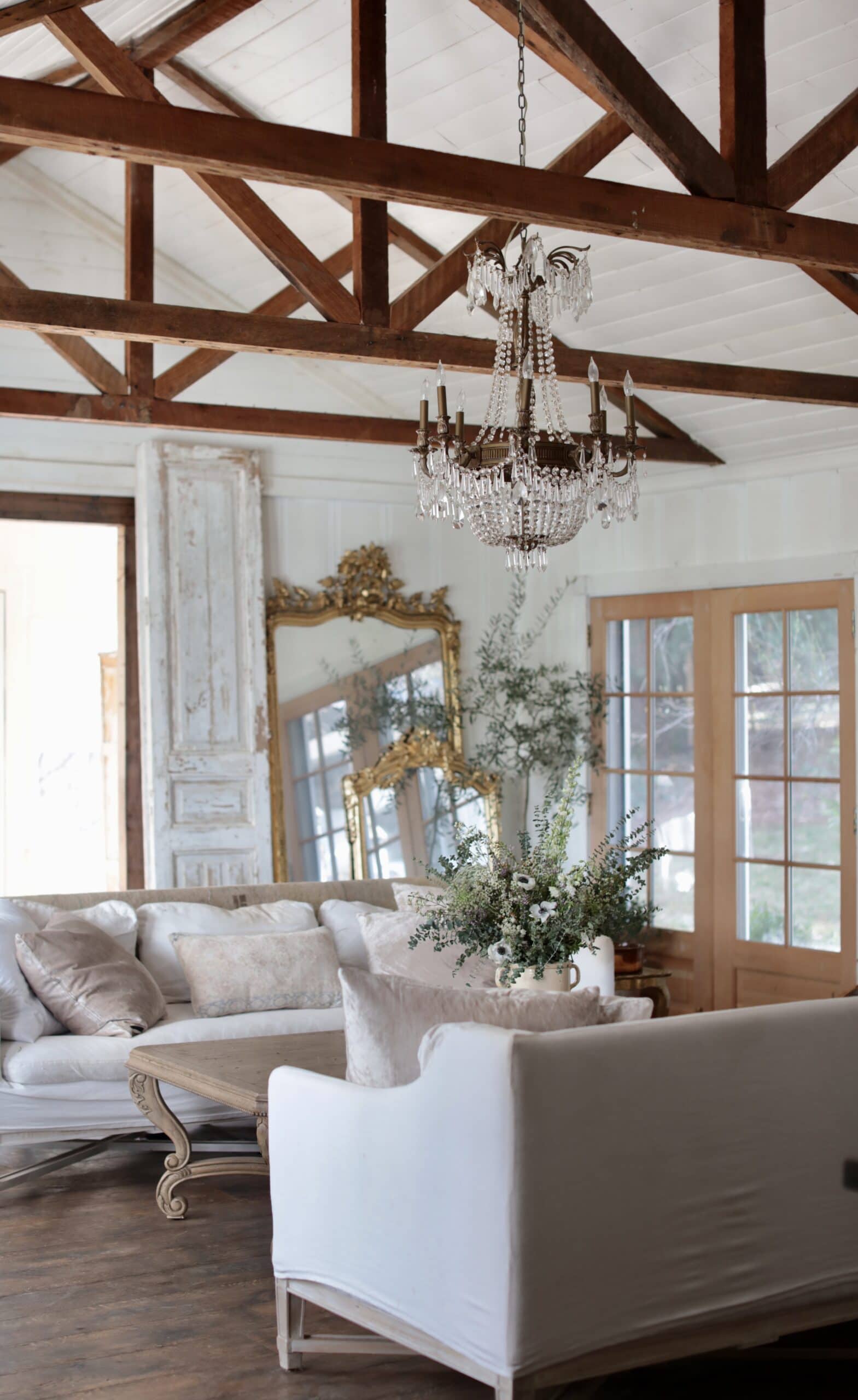 5 ways to decorate with Neutral Colors - French Country Cottage