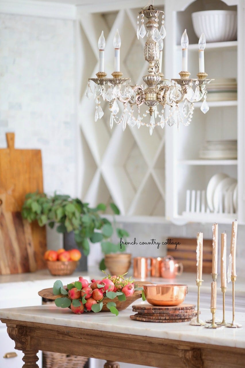 Early autumn kitchen style - French Country Cottage