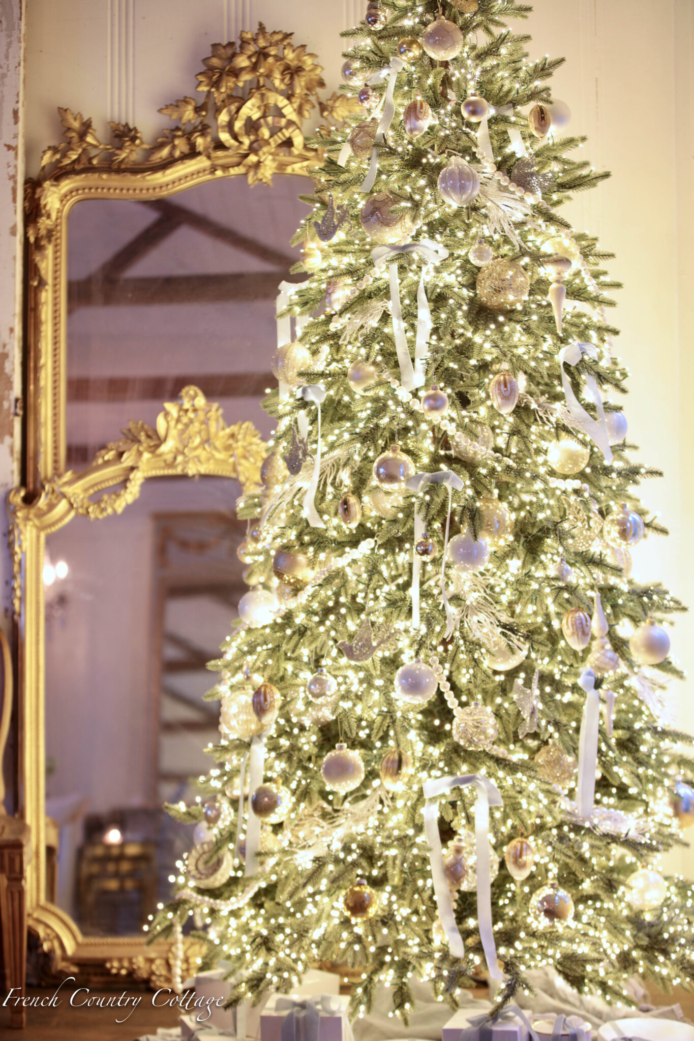 French Inspired Christmas Tree - French Country Cottage