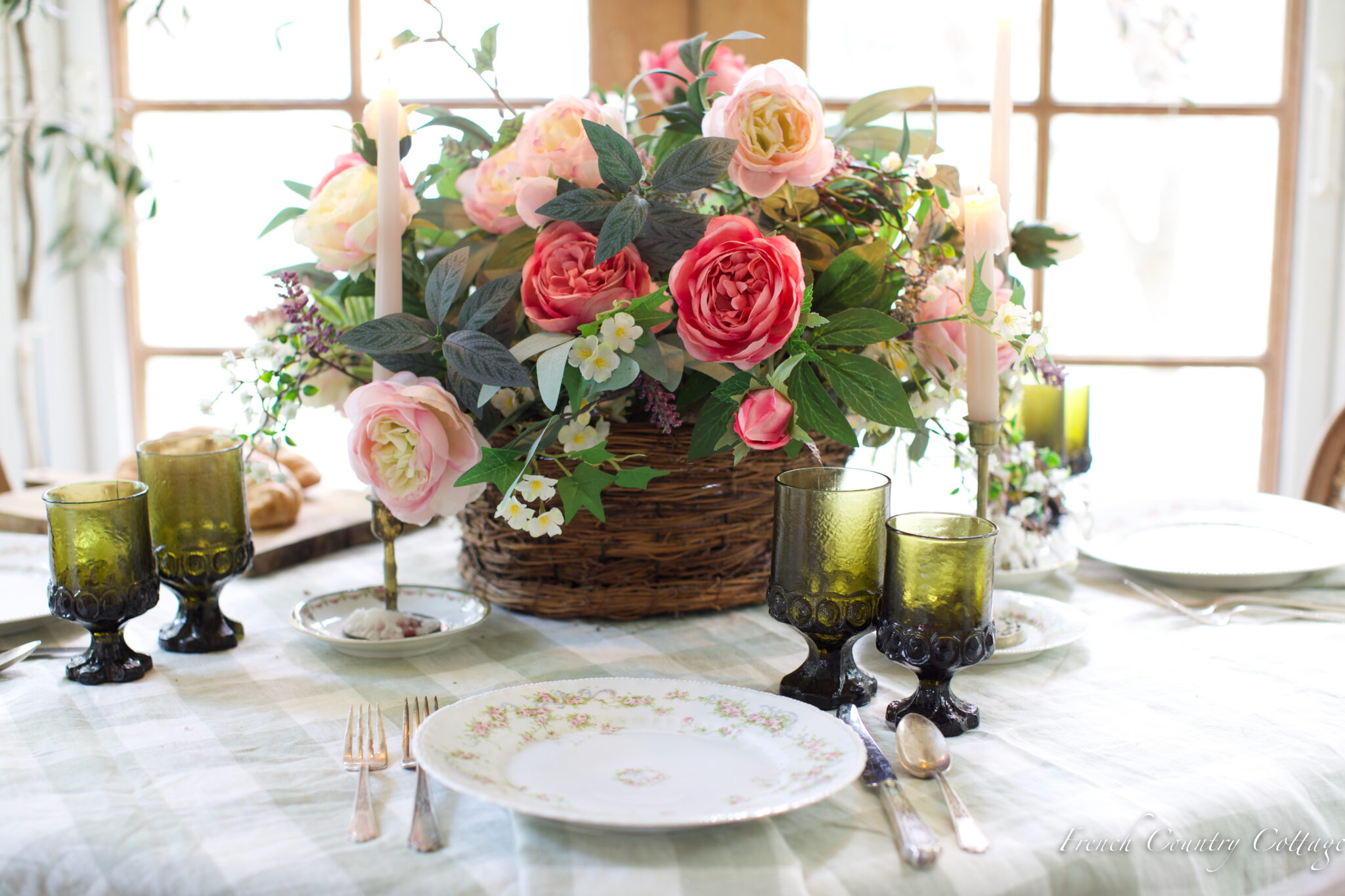How to Create a Beautiful Special Occasion Table Setting - French ...