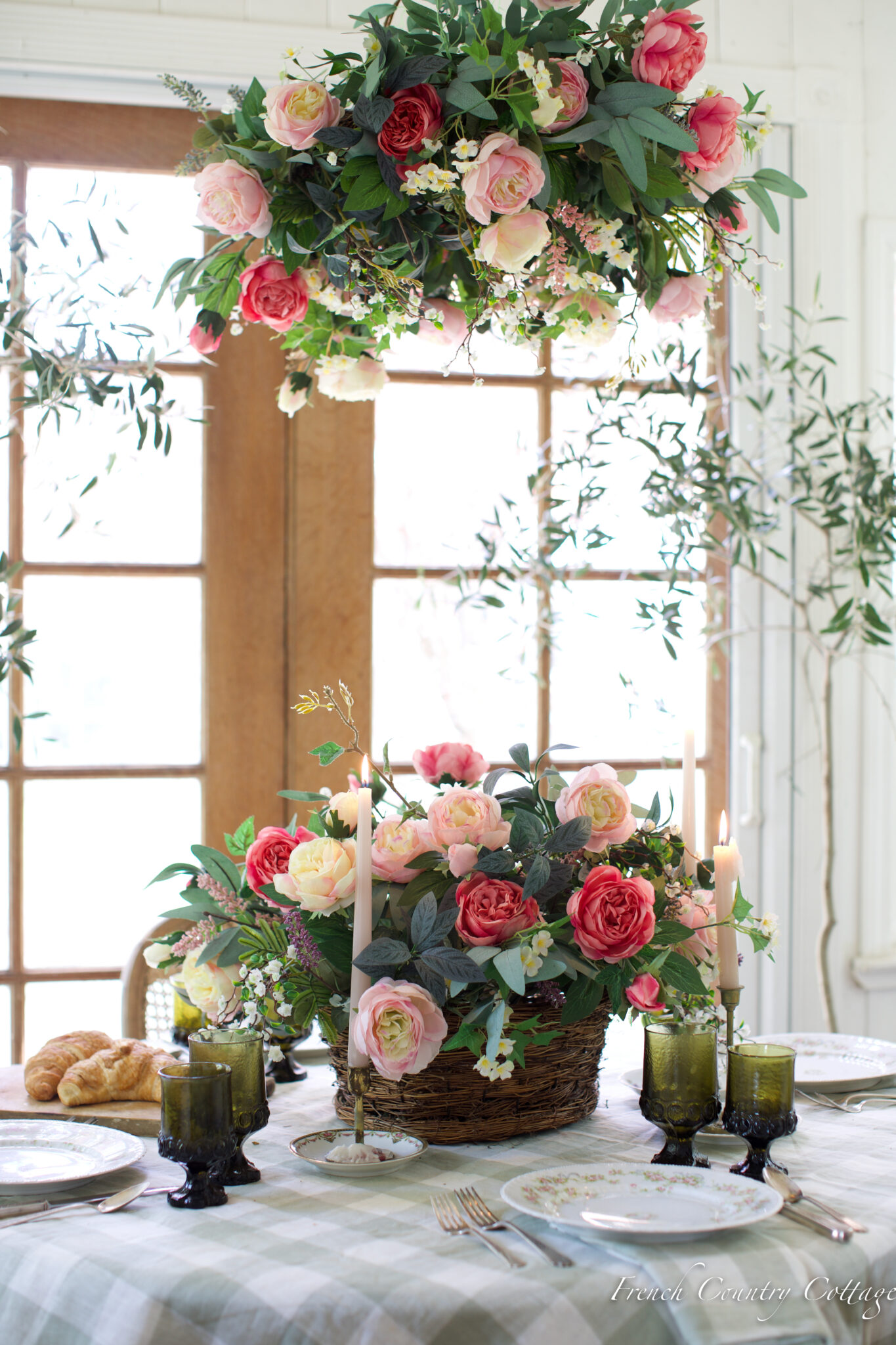 How to Create a Beautiful Floating Floral Arrangement - French Country ...