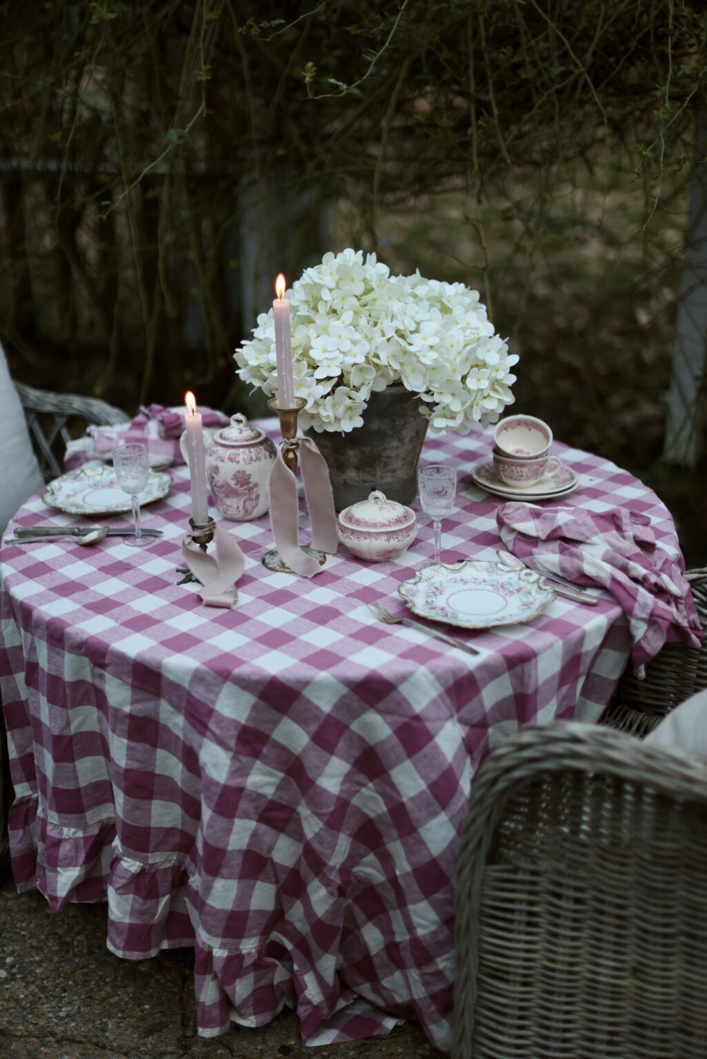 Beautiful French Country Table Tips - French Country Cottage