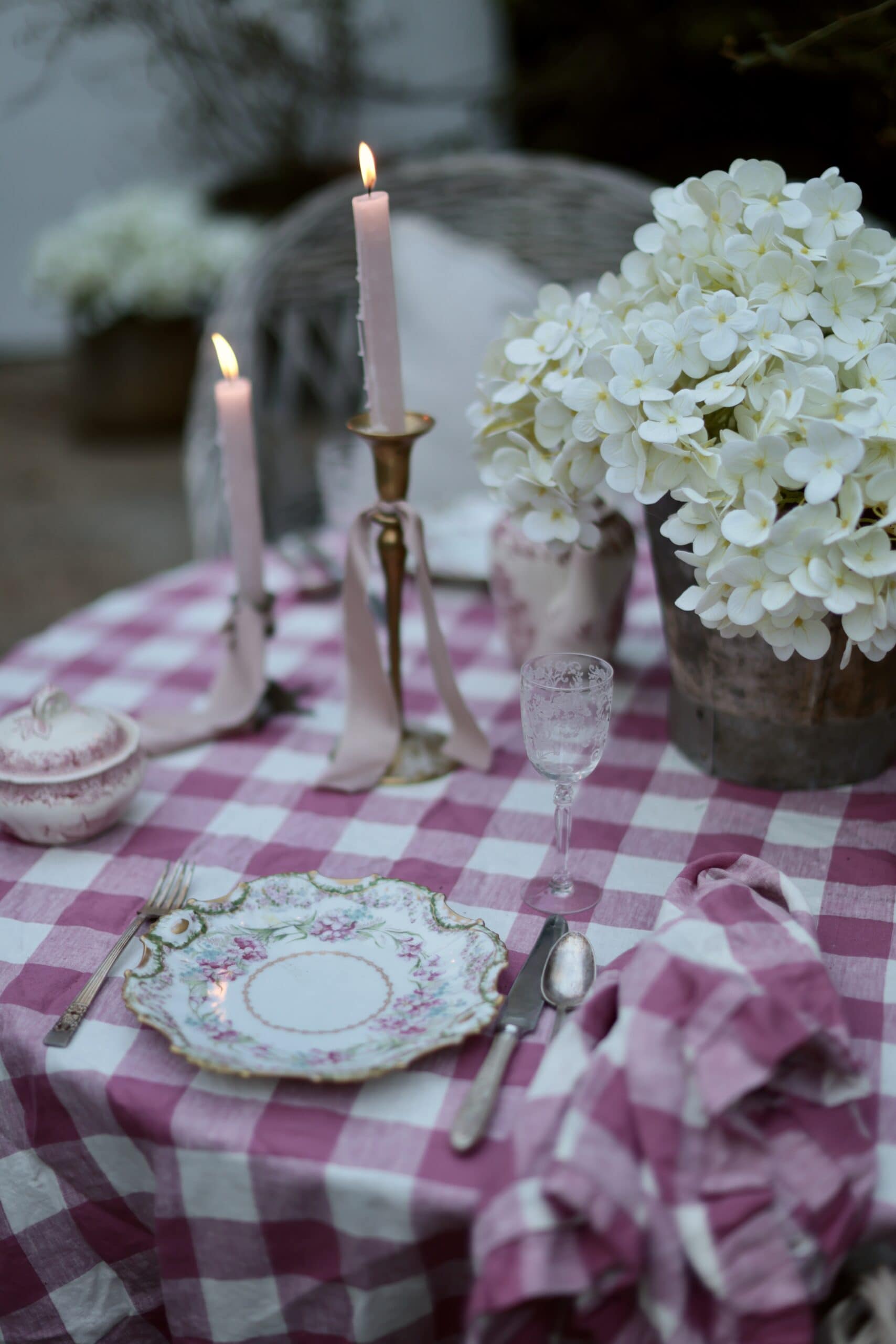 Beautiful French Country Table Tips - French Country Cottage