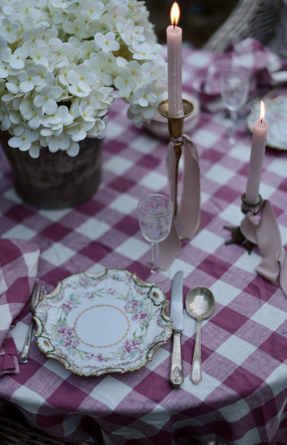 Beautiful French Country Table Tips - French Country Cottage