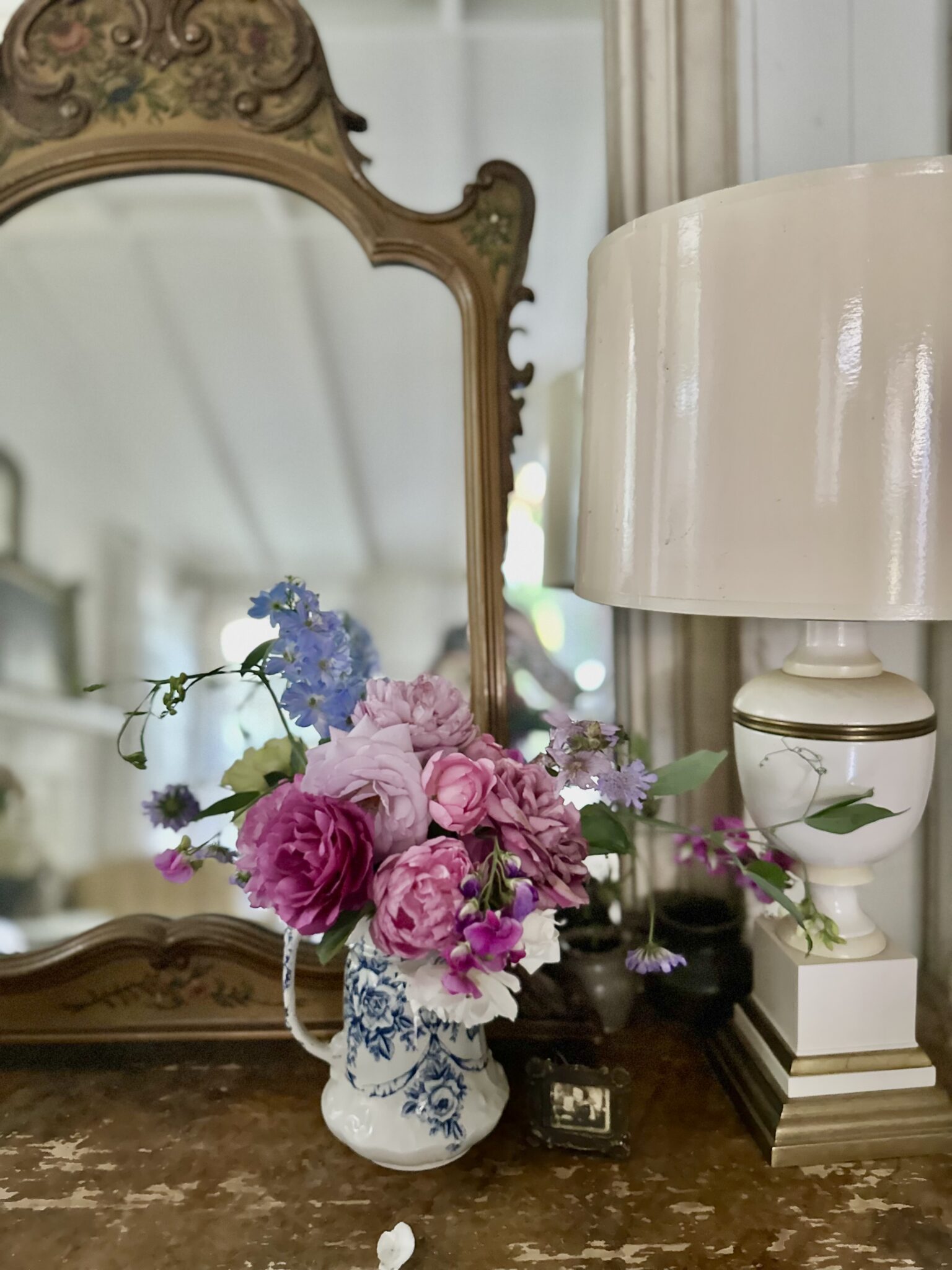 3 Tips for a beautiful gathered floral arrangement - French Country Cottage