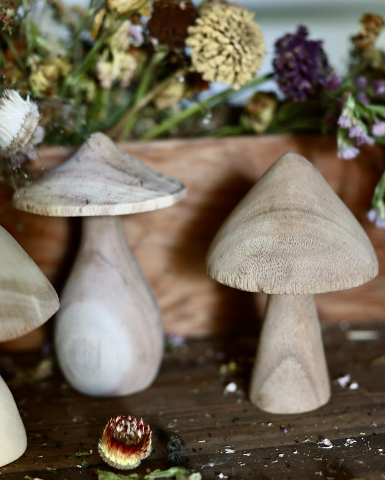 Wood Mushrooms for beautiful autumn Decor - French Country Cottage