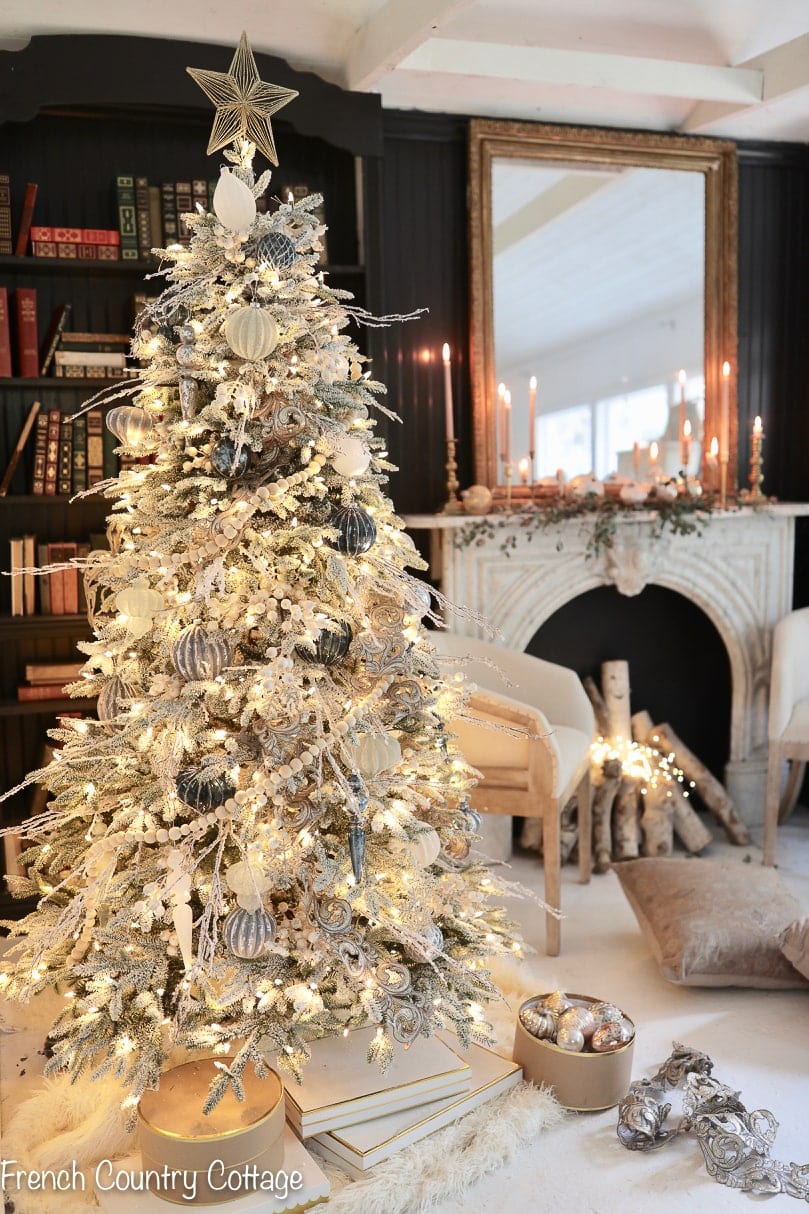 8 Ways to Decorate a Frosted Christmas Tree - French Country Cottage