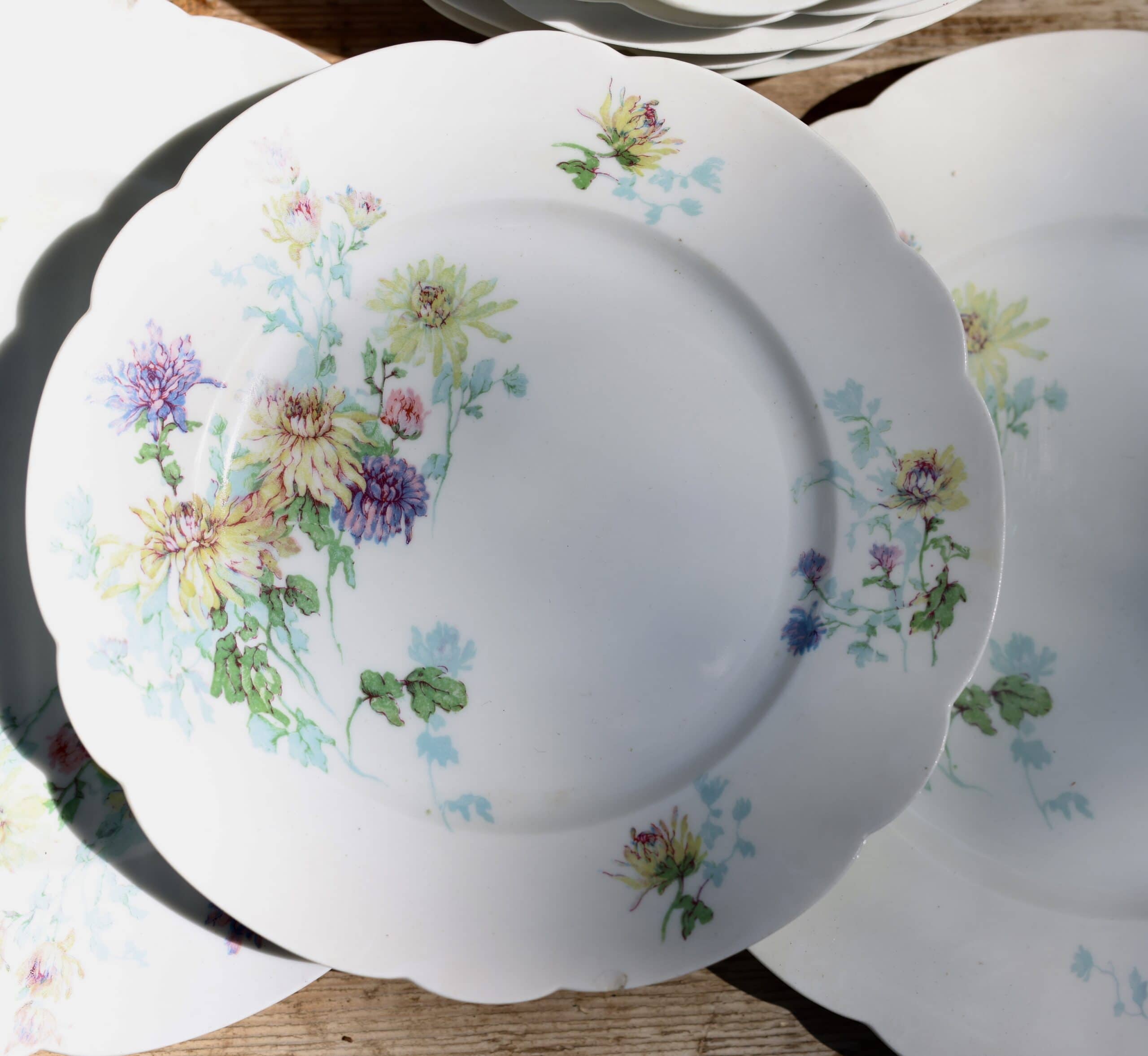 Beautiful Vintage Floral Plates & Platters - French Country Cottage