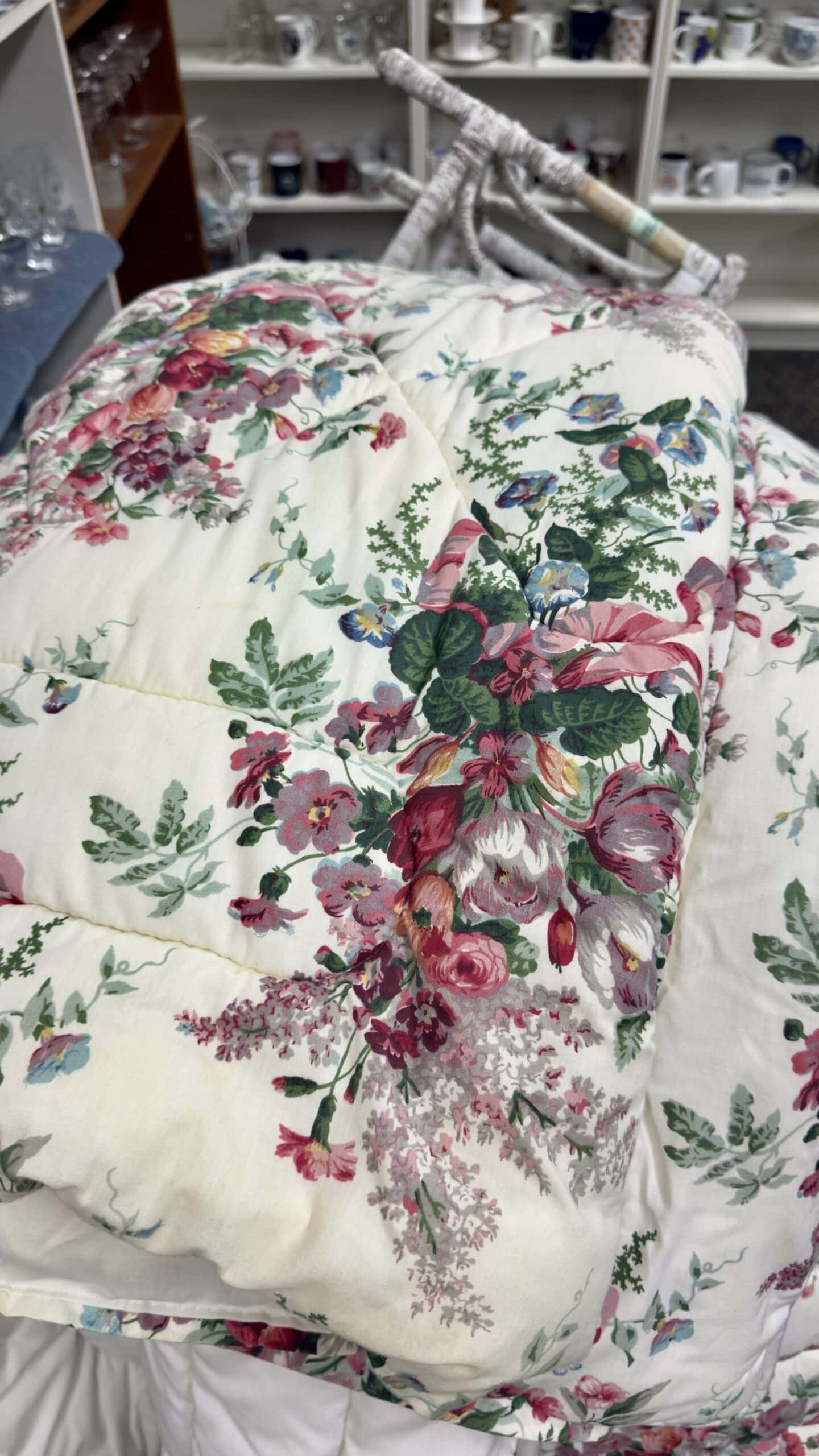 3 Things when Thrifting Beautiful Vintage Linens - French Country Cottage